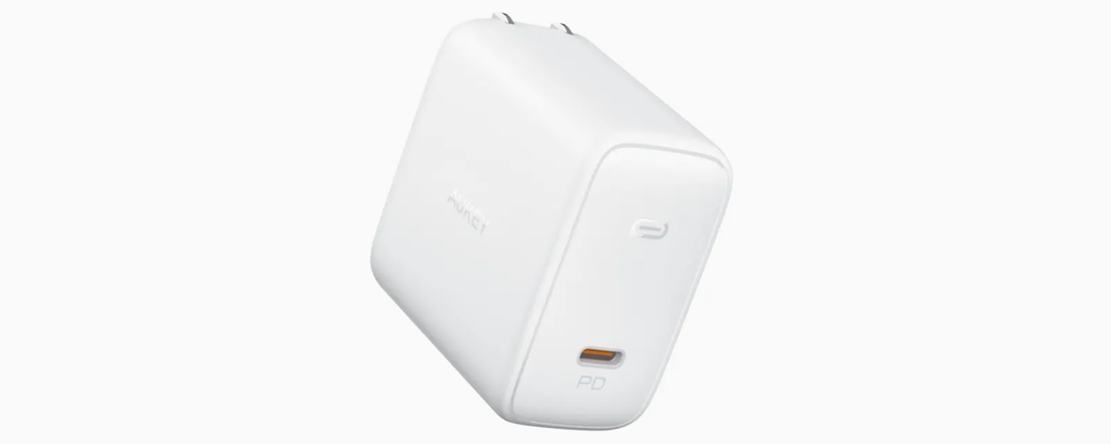 Review: Omnia 100W PD Fast Charger for MacBook & iPhone