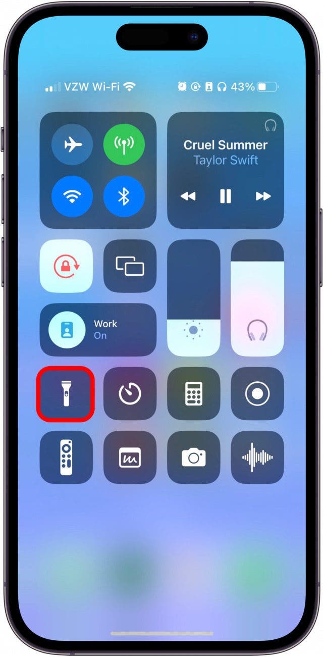 How to Turn Off Flashlight On iPhone: 4 Easy Ways | www.iphonelife.com