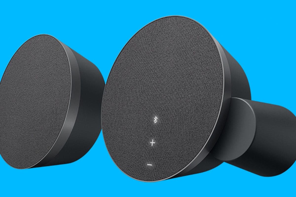 Plug the Logitech MX Sound Speakers into a Mac While It’s Paired to ...