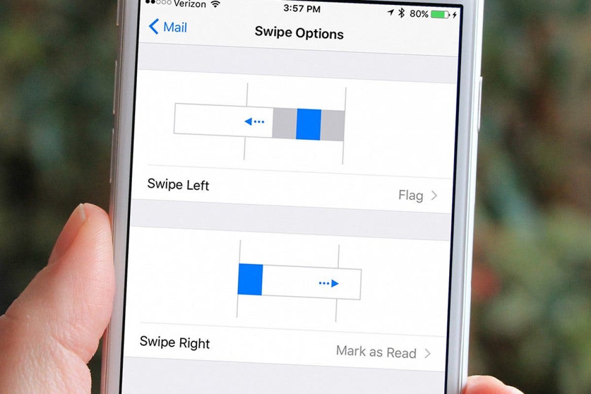 How to Change Mail Swipe Options in Settings on iPhone