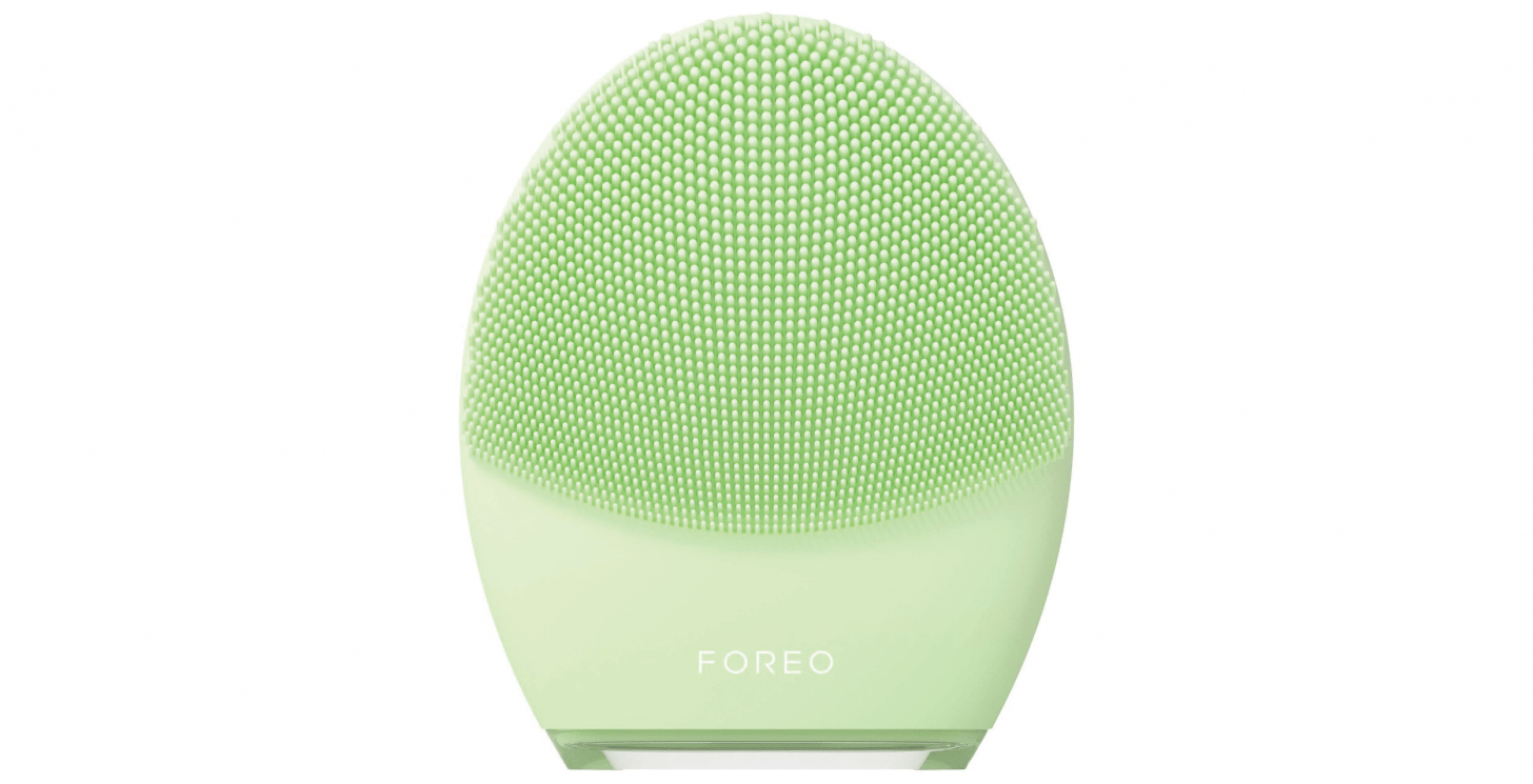 The Best Gear for a High Tech Spa Day